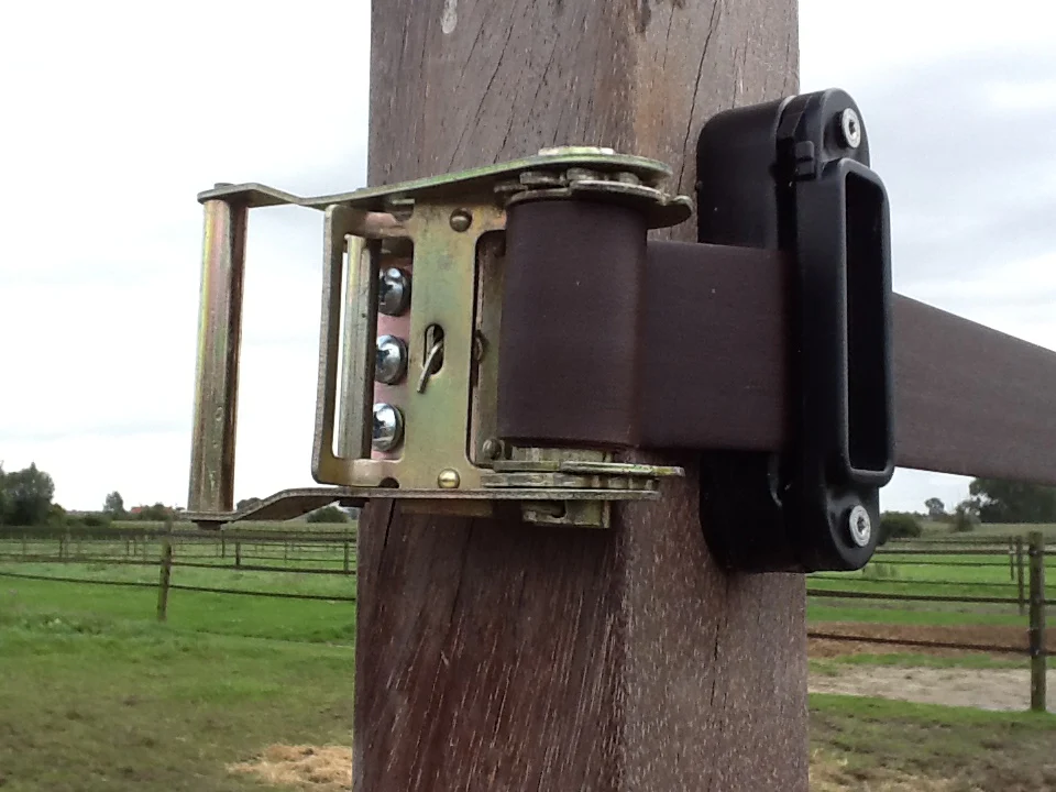 Hippo Safety Fence Ratchet - Keeway Equestrian Surfaces